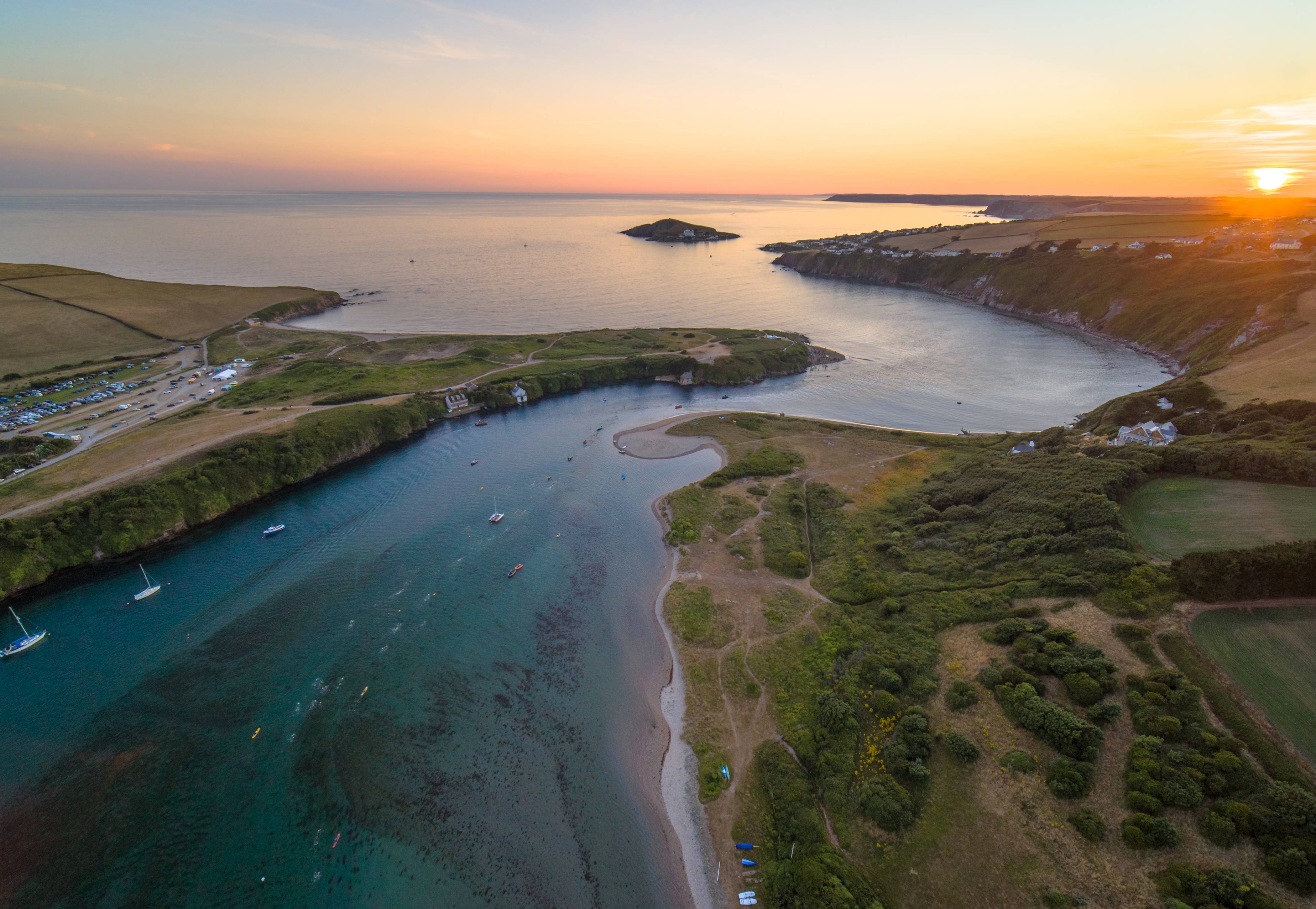 Wild Swim Training Tips for the Bantham Swoosh | Red x Level Water ...