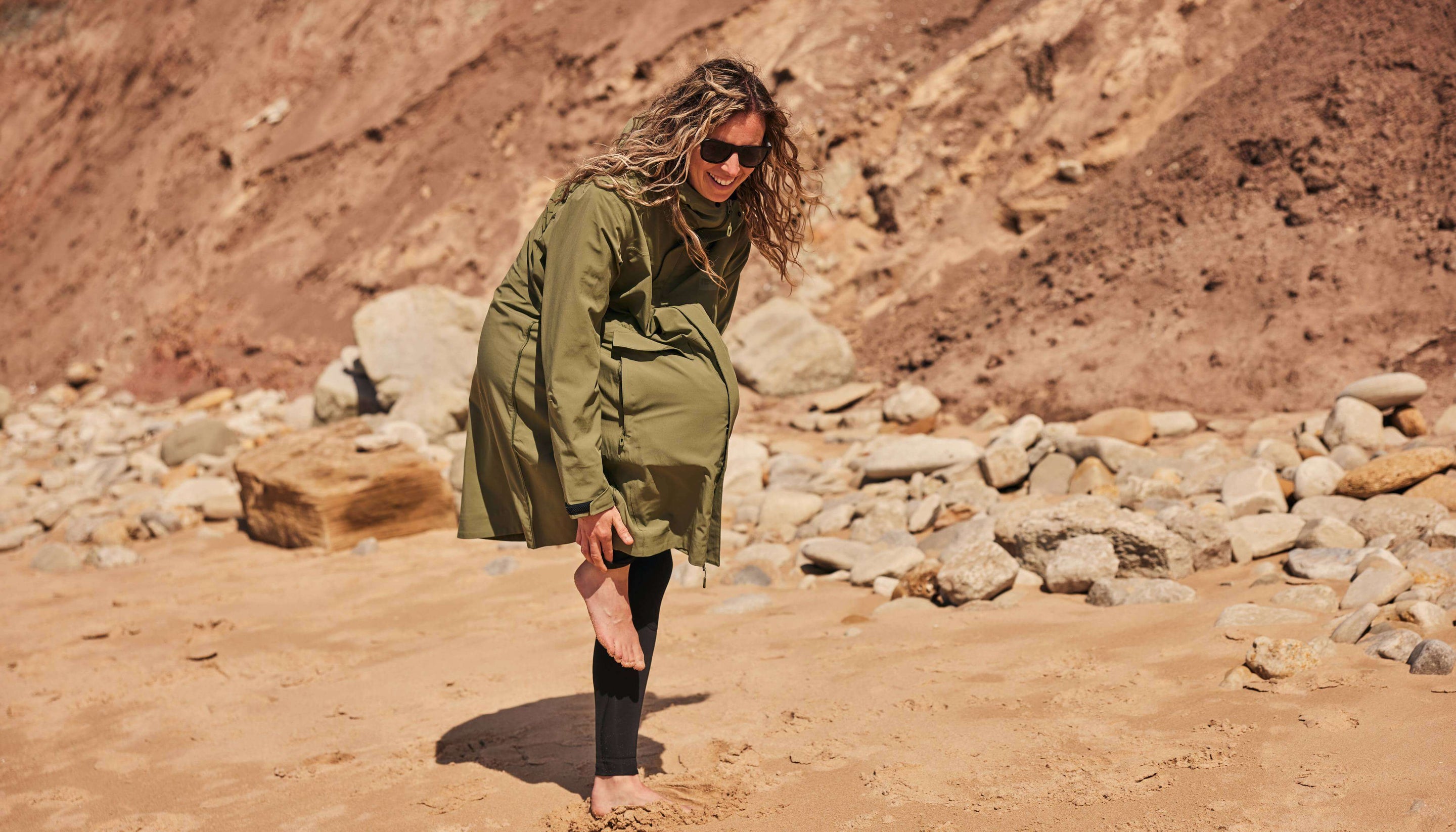 Women's Pursuit Waterproof Lightweight Changing Robe Jacket - Green ...