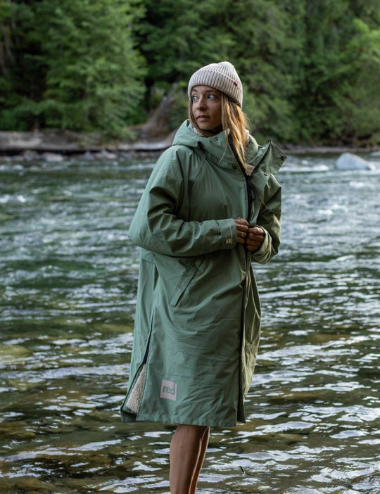 Red Equipment Women's Long-Sleeve Waterproof Changing Robes – Red ...